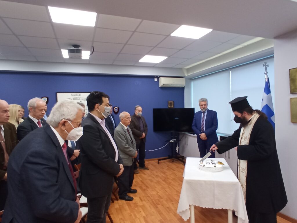 ΔΕΛΤΙΟ ΤΥΠΟΥ ΚΟΠΗ ΠΙΤΑΣ ΕΛ.Ι.Ν.Τ. 2023 – Ελληνικό Ινστιτούτο Ναυτικής ...